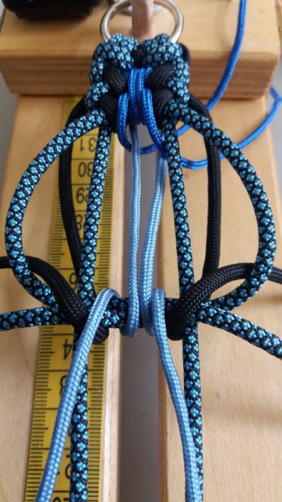 Sanctified Modified Square | Swiss Paracord GmbH