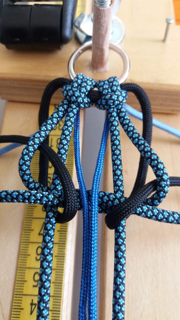 Sanctified Modified Square | Swiss Paracord GmbH