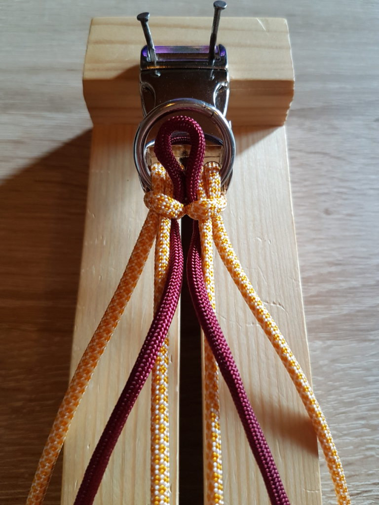 Crossed Sennit | Swiss Paracord GmbH