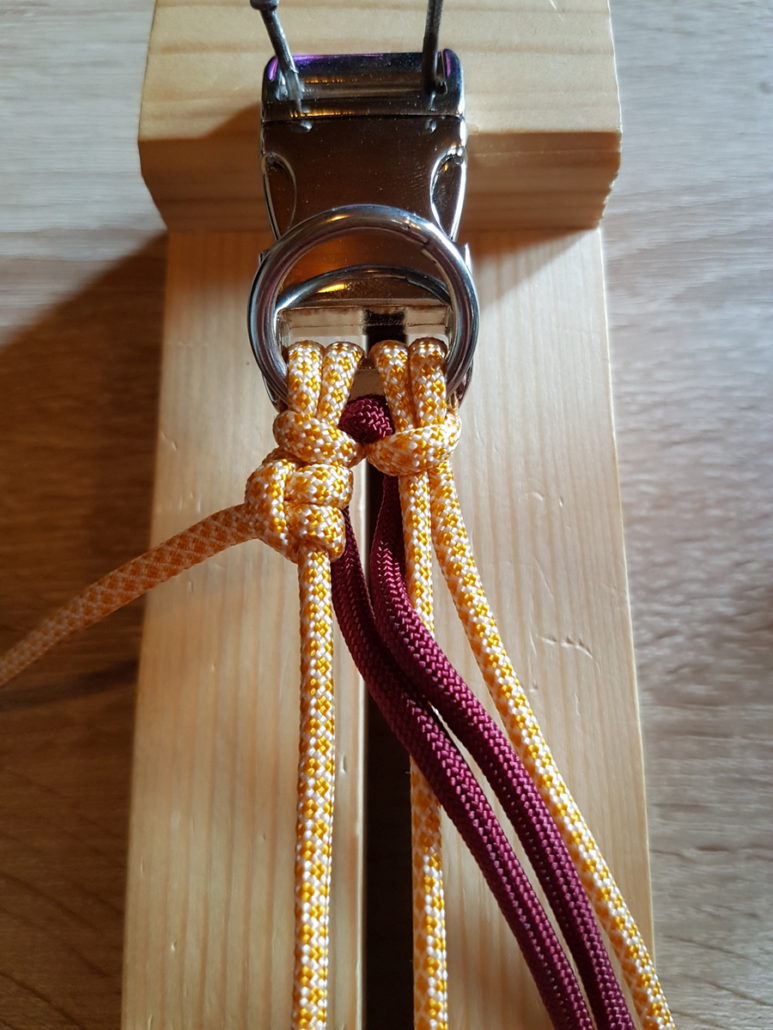 Crossed Sennit | Swiss Paracord GmbH